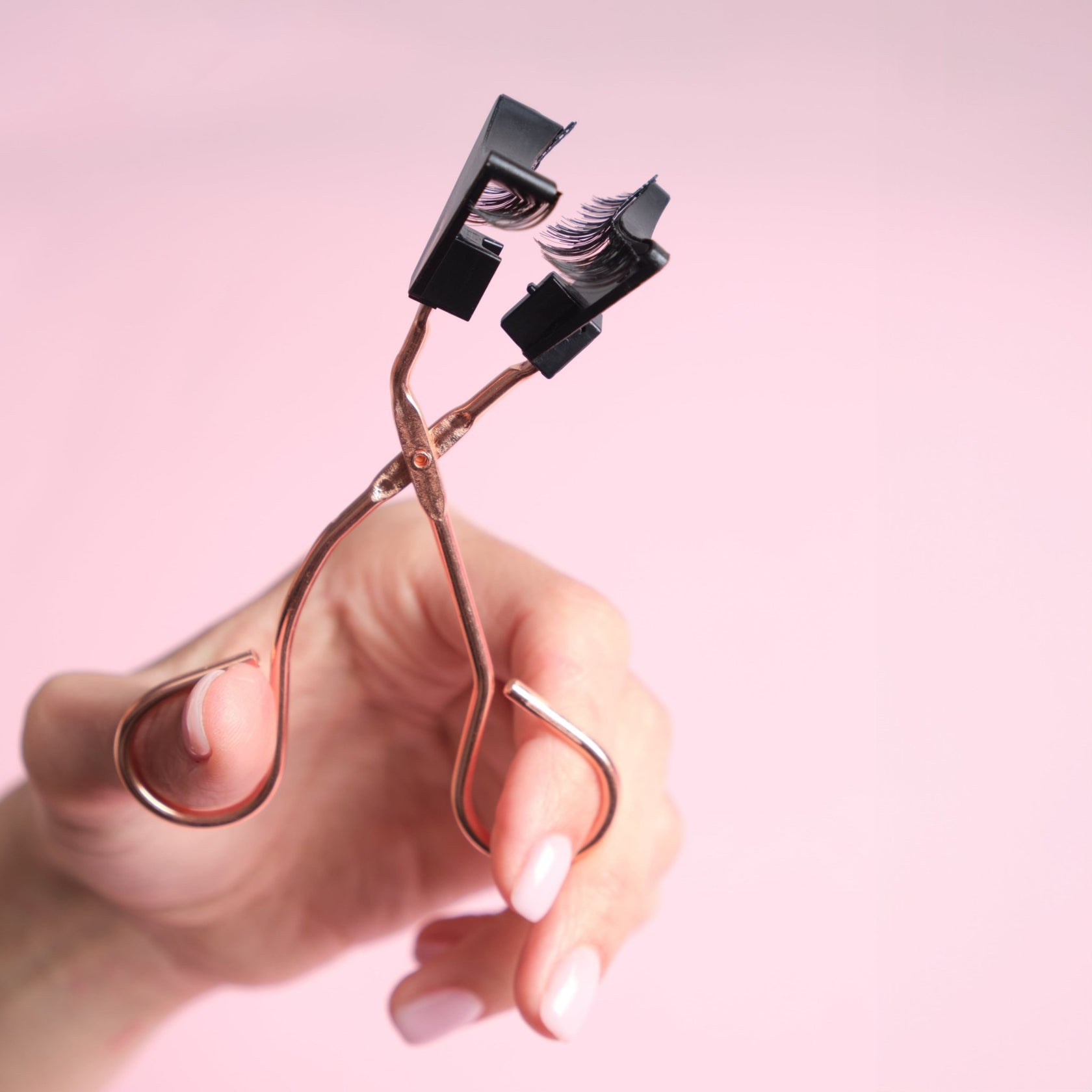 LUXLASH™ MAGNETIC LASH KIT (3 Lash Sets per Kit) – LUXLASHES